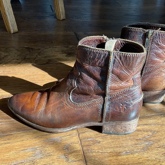 FRYE AND CO. | Shoes | Vintage Frye Carson Booties | Poshmark